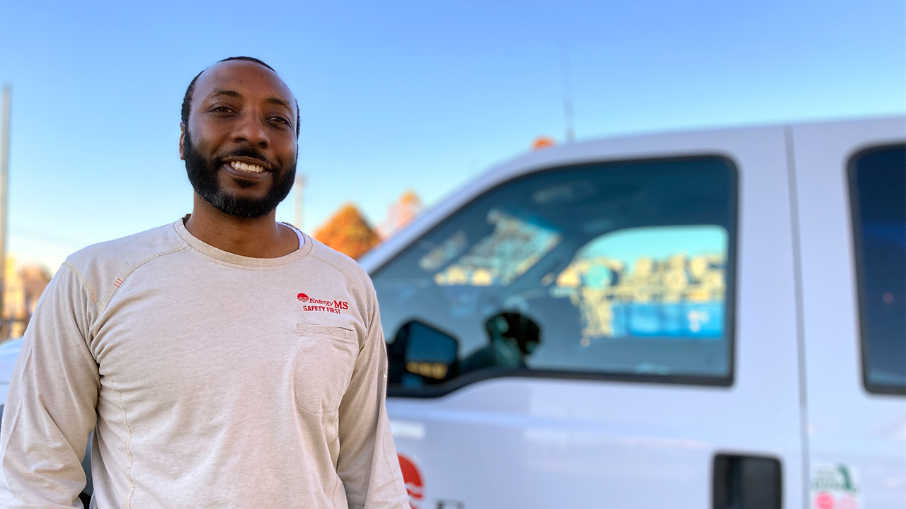 Who Dat?! Albert Carr Lives Up to Lineman of the Game Honor - Entergy