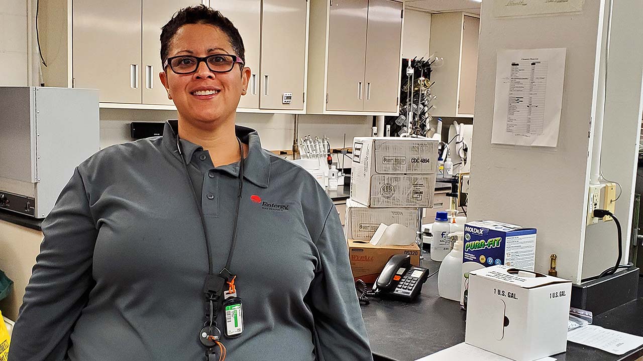Women in Nuclear: Carrie Jones - Entergy