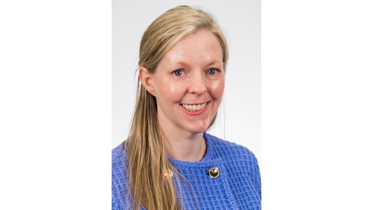 Entergy names Liz Hunter vice president of investor relations - Entergy